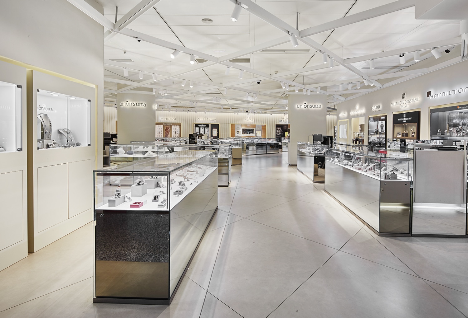 LECIUS - El Corte Inglés & Union Suiza - Lighting Projects - ca2l